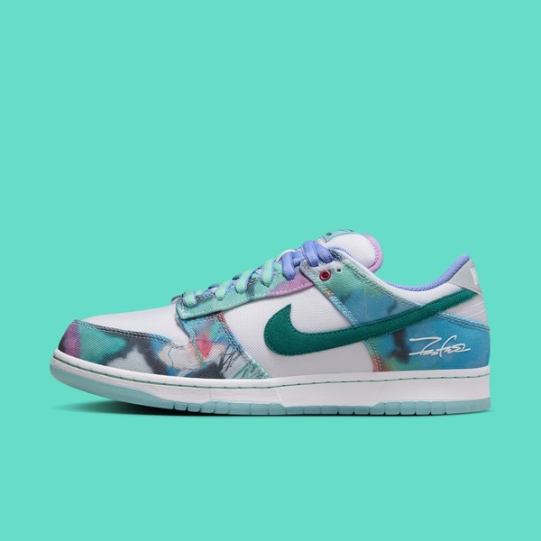 Futura and Nike SB Revolutionise Street Art on a Dunk Low Futura and Nike SB Revolutionise Street Art on a Dunk Low